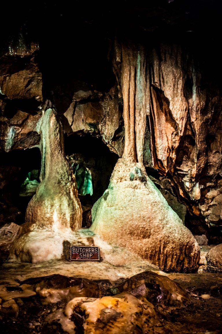 Understanding the Formation of Caves: A Geological Perspective – Visit ...