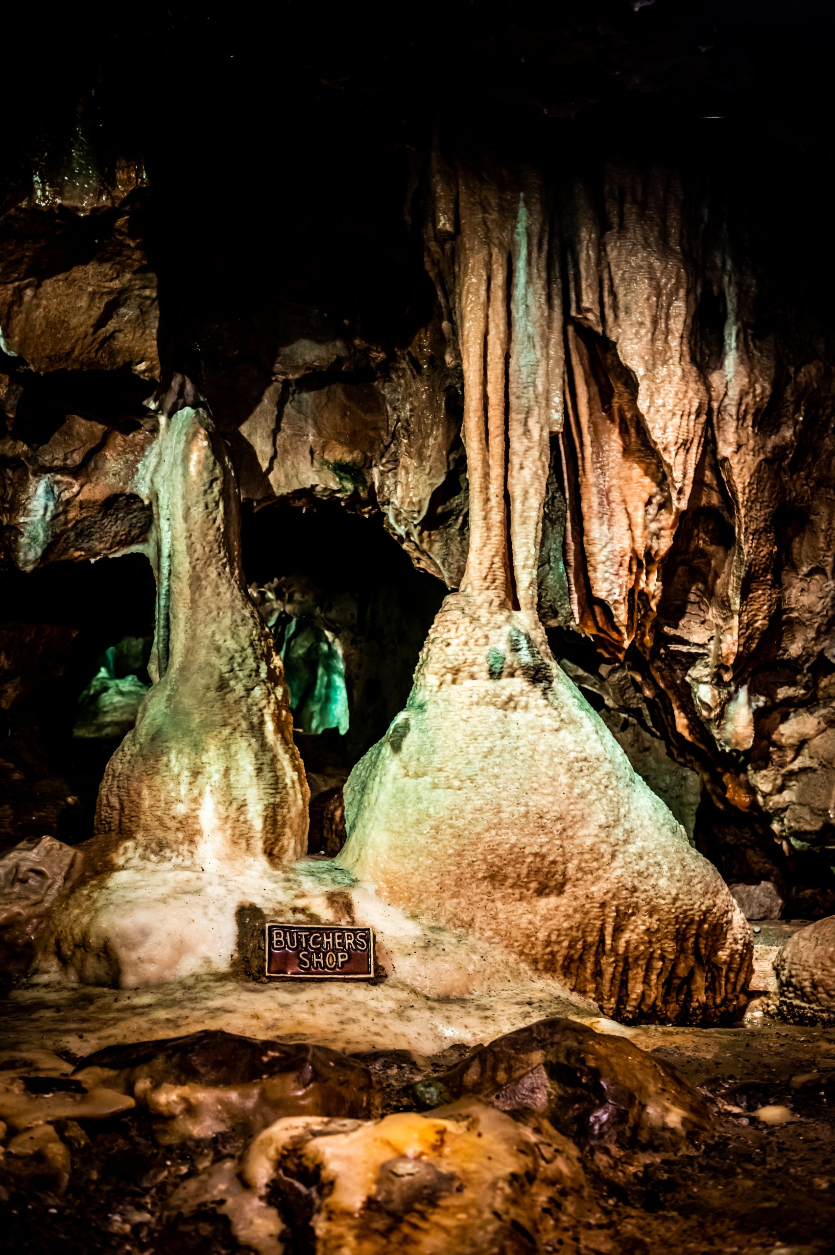 Understanding the Formation of Caves: A Geological Perspective – Visit ...